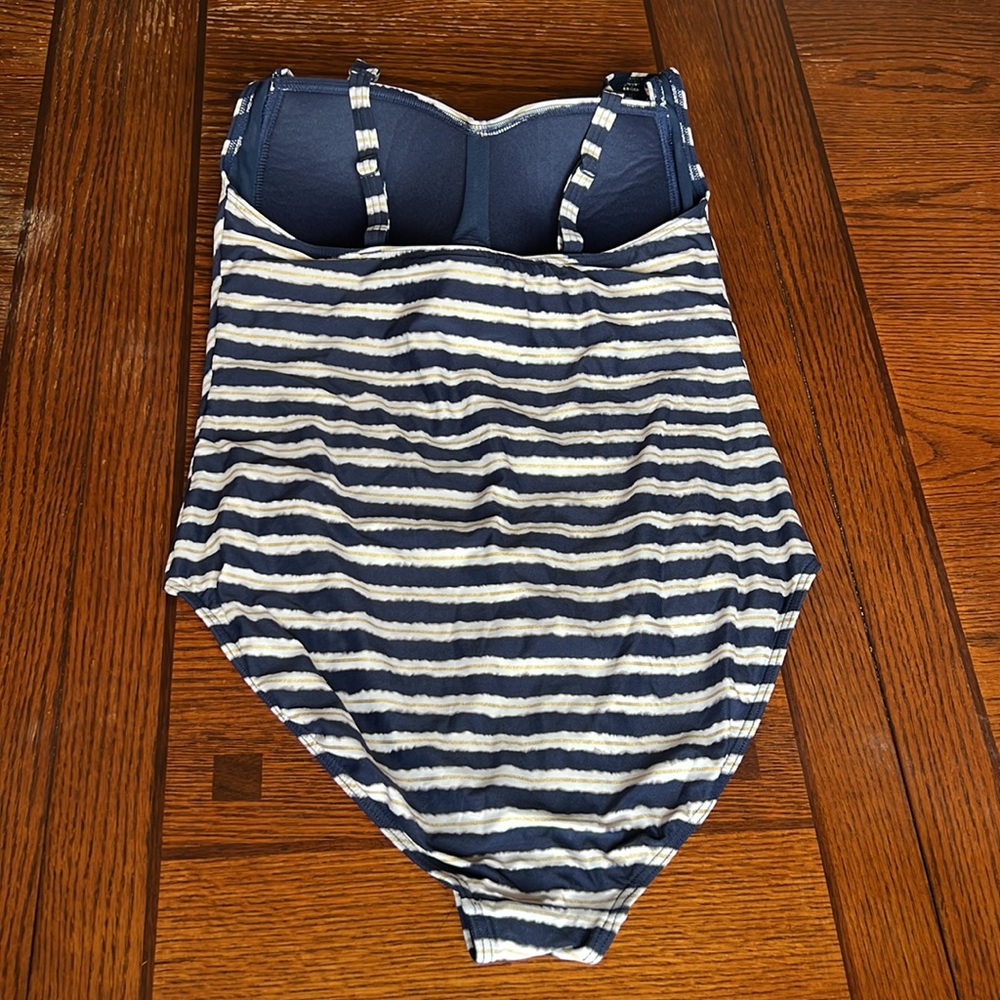 Nip Tuck Swim Navy And Gold One Piece Swim Suit Size … - Gem